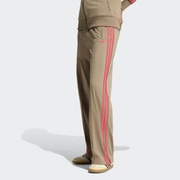 Damen Sporthose "FIREBIRD, LOCKER GESCHNITTEN", beige, Gr. S, adidas originals, Obermaterial: 100% Polyester, Hosen