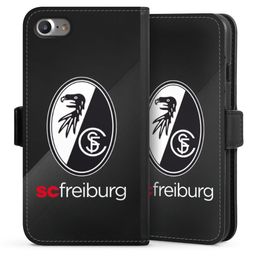DeinDesign iPhone SE (2022) Handy Klapph&uuml;lle Handyh&uuml;lle aus Kunst Leder schwarz Flip Case Lettering Sc Freiburg Logo Sideflip mit Lasche