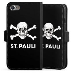 DeinDesign iPhone SE (2022) Handy Klapph&uuml;lle Handyh&uuml;lle aus Kunst Leder schwarz Flip Case Official Licensed Product Fc St. Pauli Totenkopf Sideflip mit Lasche