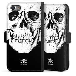 DeinDesign iPhone SE (2022) Handy Klapph&uuml;lle Handyh&uuml;lle aus Kunst Leder schwarz Flip Case Totenkopf Official Licensed Product Fc St. Pauli Sideflip mit Lasche