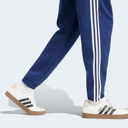 Herren Sporthose "ESSENTIALS 3-STREIFEN, SCHMAL ZULAUFEND, B&Uuml;NDCHEN"team navy blau 2, wei&szlig;, normal, gr., Gr. S, adidas Sportswear, Obermaterial: 70%