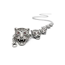 Damen Ketteng&uuml;rtel "Tiger Eye", silber, Basic, Collezione Alessandro, unifarben, Metall, G&uuml;rtel, mit Tigern mit roten Augen, Made in Italy