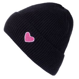 styleBREAKER Damen Strickm&uuml;tze "Strick Beanie mit Herz Stickerei", schwarz, Modisch, Obermaterial: 22% Nylon NY. 48% Polyacryl PAN. 30% Polyester