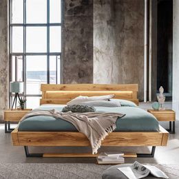 Pharao24.de Massives Balkenbett im Industry und Loft Stil Wildeiche und Metall