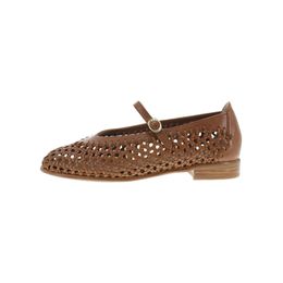 Everybody Ballet Flats with Strap 'MAREN - Spangen-Ballerina in trendigem Flechtmaterial' female size 39 Cognac