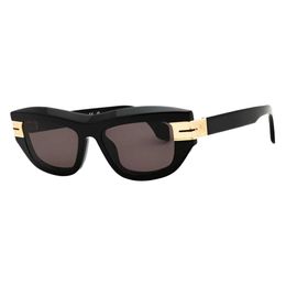Palm Angels - "Claire" Katzenauge-Sonnenbrille f&uuml;r Damen (Schwarz/Dunkelgrau)