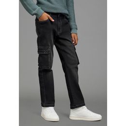 Bruno Banani Jungen Loose-fit-Jeans &raquo;Cargojeans in lockerer Form von Bruno Banani&laquo; L&auml;ssige Jeans mit Cargo-Taschen, gerades Bein, normale Leibh&ouml;he 