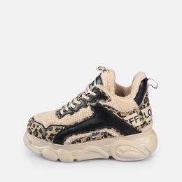 Buffalo Damen Plateausneaker &raquo;CLD CHAI WARM&laquo; Freizeitsneaker, Schn&uuml;rschuh, Halbschuh mit Logoschriftzug 36