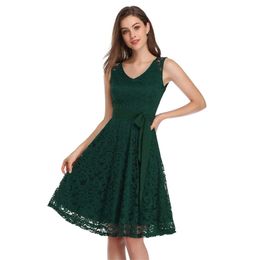 Kojooin Kleid 'Damen-Brautjungfernkleid mit floraler Spitze &ndash; Kurzes Party- & Abschlussballkleid mit V-Ausschnitt'' Damen Gr&ouml;&szlig;e 36 dunkelgr&uuml;n 