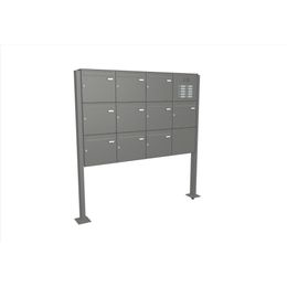 HUBER 10er freistehende Briefkastenanlage mit Sprechfeld in RAL 9007 mit 2ten Namensschild (mit Fu&szlig;platten)