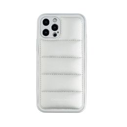 Cheeky Chain Munich Smartphone Case 'iPhone 15' male size One size Silver