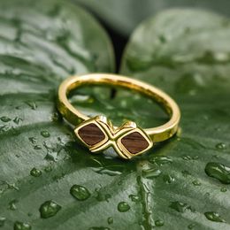 Holzkern Mosaic Ring Walnuss und Gold