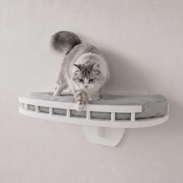 Kletterwand MCW-Q55, Katzenplattform Liegeplatz Katzenm&ouml;bel Katzenbett, Holz MVG 20x44x28cm ~ wei&szlig;, Kissen grau