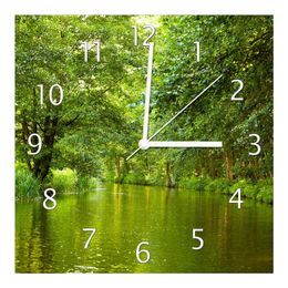 Wallario Uhr 30 x 30 cm, wei&szlig;e Zeiger Spreewald in Brandenburg gr&uuml;ne W&auml;lder und Spiegelungen im Wasser
