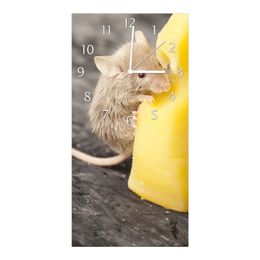 Wallario Uhr 20 x 20 cm, wei&szlig;e Zeiger S&uuml;&szlig;e Maus knabbert an einem K&auml;se in der K&uuml;che