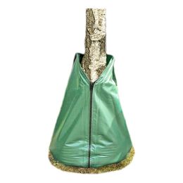 Novatool Sack f&uuml;r Baumbew&auml;sserung 75 Liter Gr&uuml;n Bew&auml;sserungsbeutel aus robustem PVC Baums&auml;cke Bew&auml;sserung Baumbew&auml;sserung Sack Baumbeutel