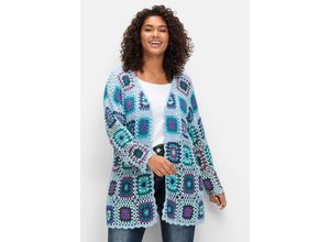 4063137003463 - Große Größen Strickjacke in Häkeloptik mit Crochet-Muster blau Gr40 42