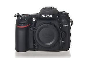 0018208929740 - Gebraucht D7100 Zustand Ersatz-Oder Reparaturteile