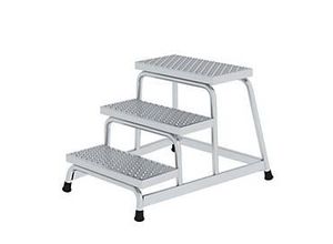 4031405510326 - Munk Arbeitspodest Aluminium verschweißte Rohrkonstruktion Stufen R 13 Trittfläche 550 x 300 mm max 150 kg 3 Stufen